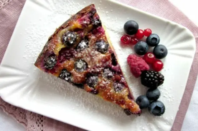 Clafoutis léger de fruits rouges WW - Plat et Recette