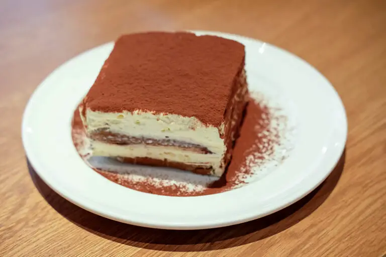 Tiramisu aux petits suisses - Recettes légères - Dessert Tiramisu aux petits suisses - Recettes légères - Dessert