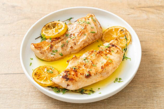 Papillotes de poulet au citron, un régal